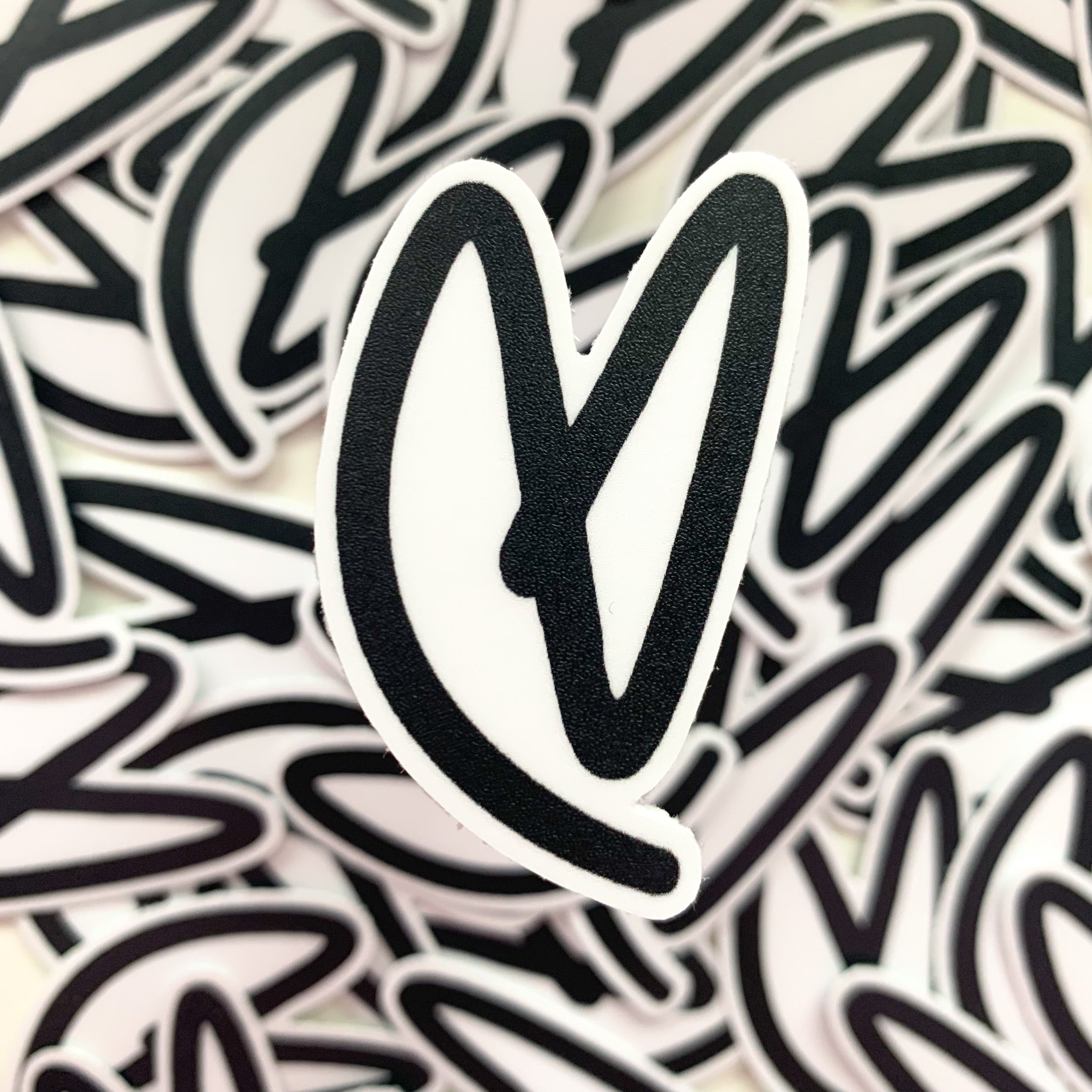 SIGNATURE HEART STICKER – LW MERCH